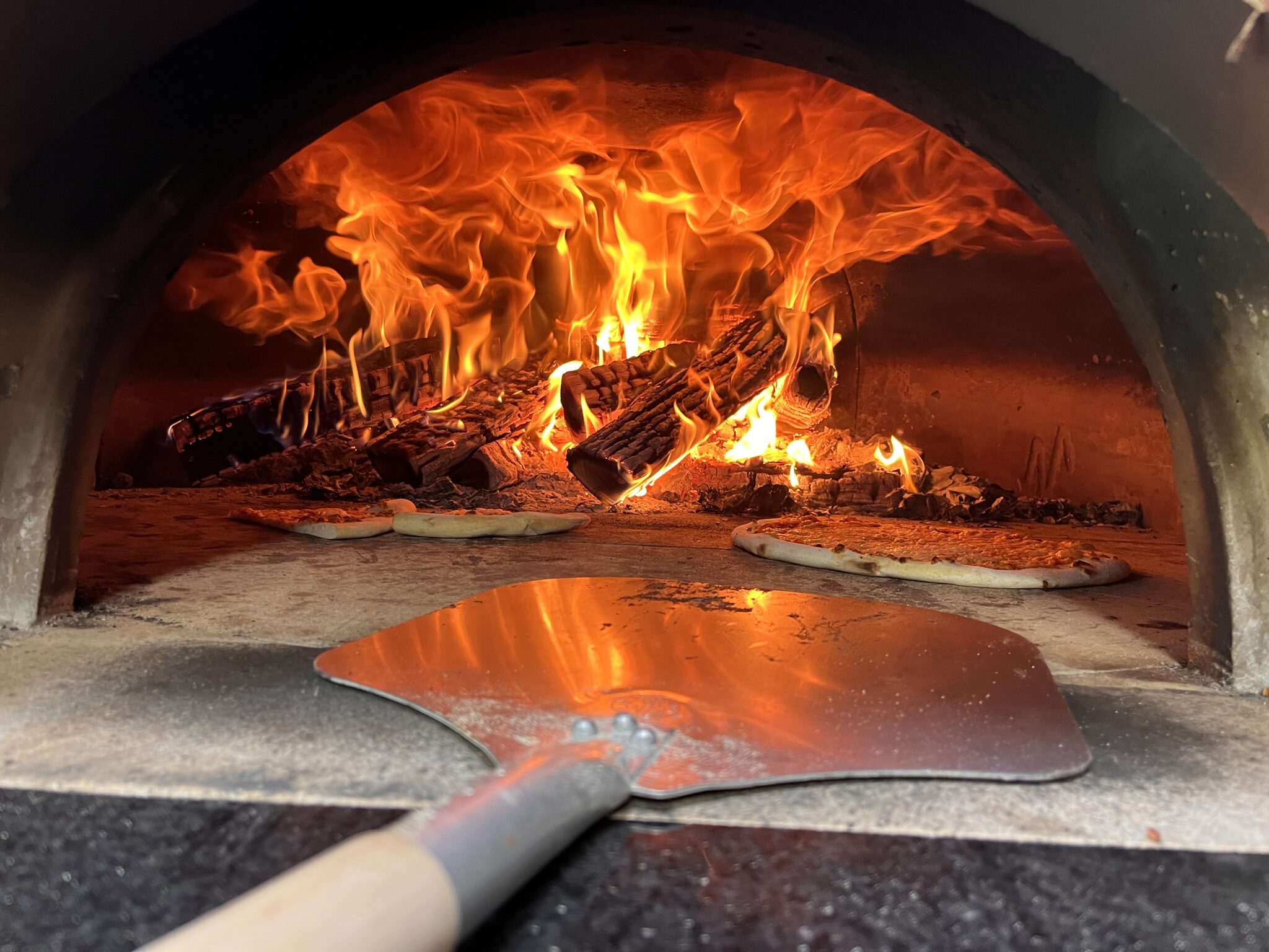 Annabels Pizza Company – We’re a quick-service wood-fired pizza shop ...